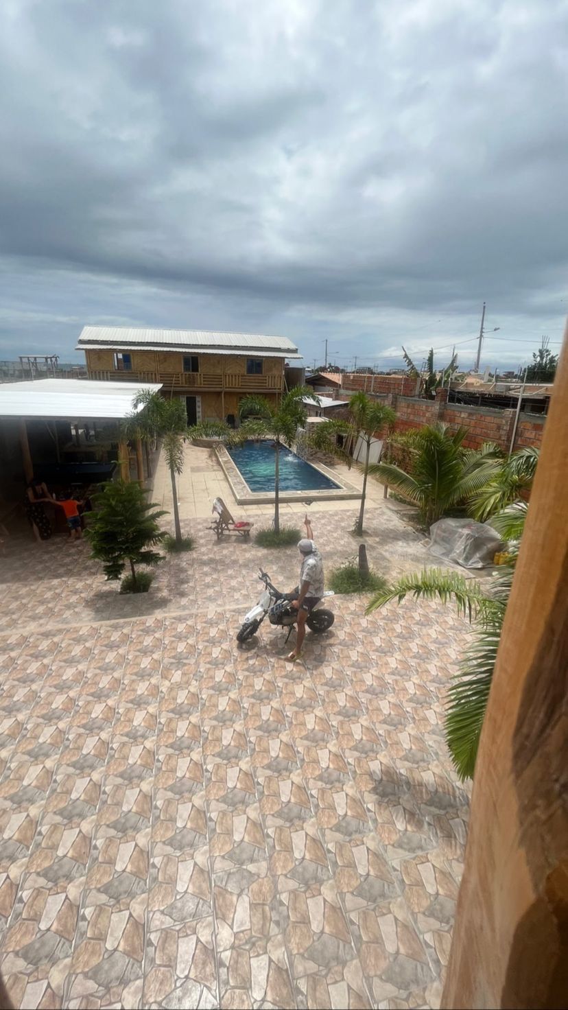 ¡DE OPORTUNIDAD! VENDO AMPLIO Y ACOGEDOR HOSTAL EN PUERTO ENGABAO ...